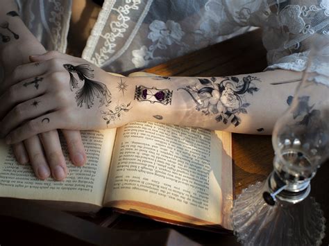 현직 타투이스트 안도의 유니크한 타투 스티커 텀블벅 크리에이터를 위한 크라우드펀딩