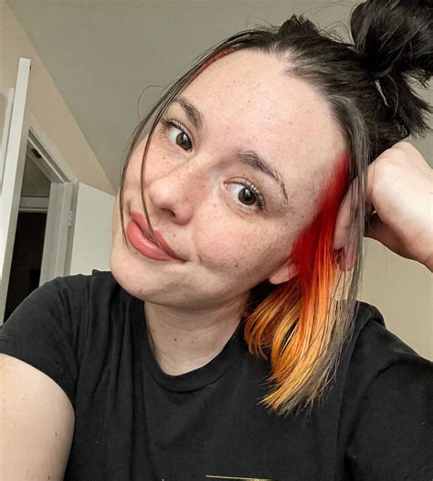 Feeling Cute Today 🥰 Scrolller