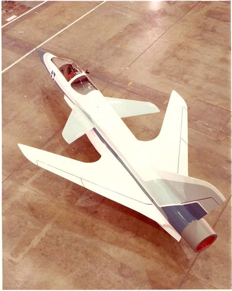 Rockwell Saber Bat A Forward Swept Wing Design Proposed To Darpa In