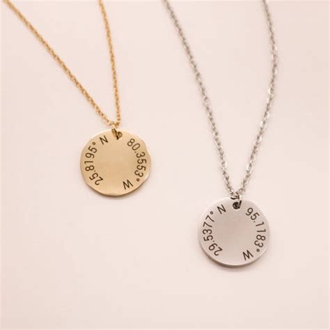 Collar De Coordenadas Personalizado Para Mujer Colgante De Disco