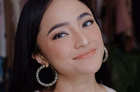 Pakai Baju Ratusan Ribu Marshanda Tampil Santun Dan Tertutup Di Gala