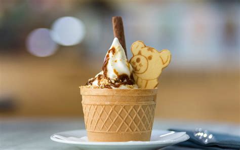 Vanilla Ice Cream Cup Presentation Tips And Ideas