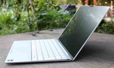 Identify The Maximum Possible Lid Opening Angle On A Dell Laptop Dell
