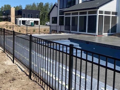 Aluminum Fences Custom Fence Green Bay And Appleton