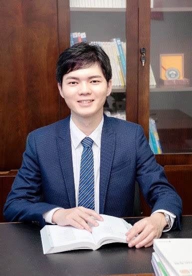 专家介绍 周楷唐