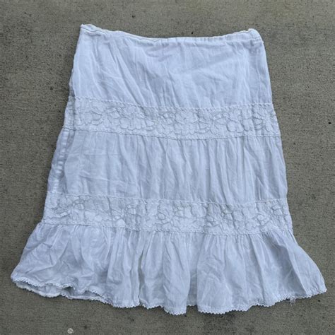 Super Cute White Skirt Size Xs Slight Fraying Depop