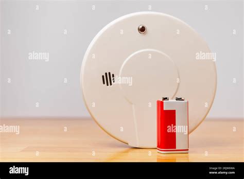 How Does 9v Battery Go In Smoke Detector At Alan Burke Blog