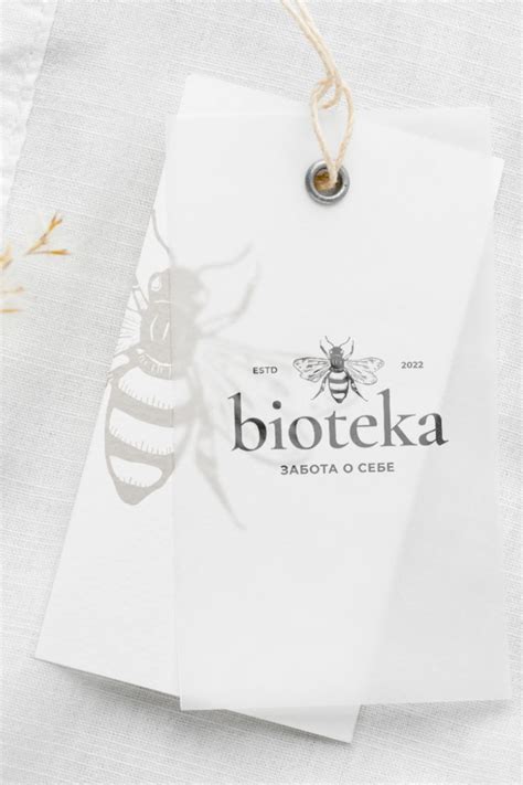 Бирка на одежду | Place card holders, Cards, Card holder