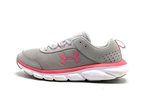 Under Armour Assert 8 Replay