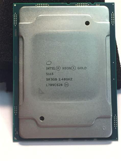 Intel Xeon Gold 6250 3.9GHz 35.75M 8 Core FCLGA3647 CPU PROCESSOR SRGTR ...