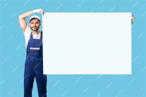 Premium Photo Portrait Of Labourer Man In Workwear And Protective