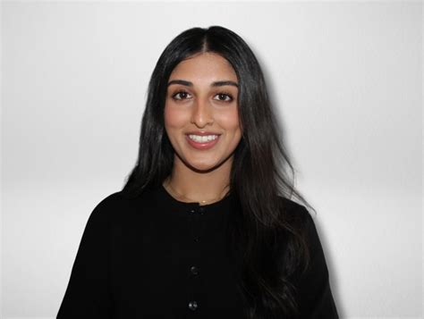 Dr Simran Chhabra Life Dentistry