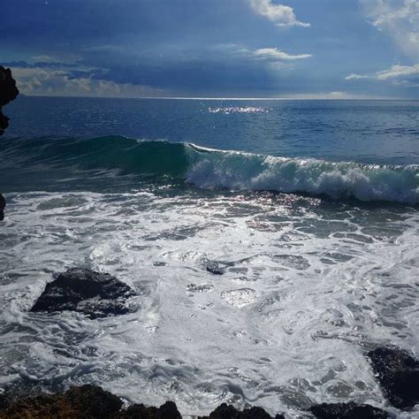 Ocean Aesthetic Island Vibes Beach Waves Aesthetic Blue Colors