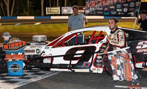 Lfr This Lfr Gen2 Chassis Was Spotted In Victory Lane Facebook