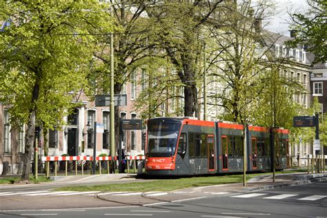 De Nieuwe Tram Nu Ook Op De Route Van Tram 15 Htm Panel