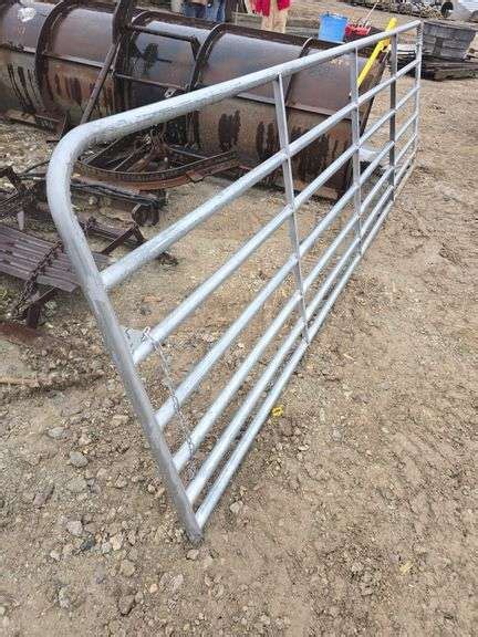 New 14 Cattle Gate Schmid Auction