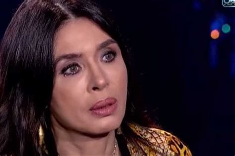 دينا أبويا قاطعني سنتين عشان الرقص وكان مرعوب عليا المصري اليوم