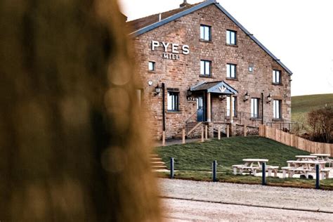 Discover The Locks Venue At Pyes Mill A Beautifully Restored Waterside