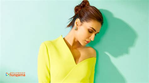Kriti Sanon Wallpapers Kriti Sanon 3 195 Bollywood Hungama