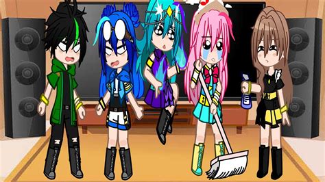 Itsfunneh And The Krew React To Themselves All My Vids Part 1 Youtube
