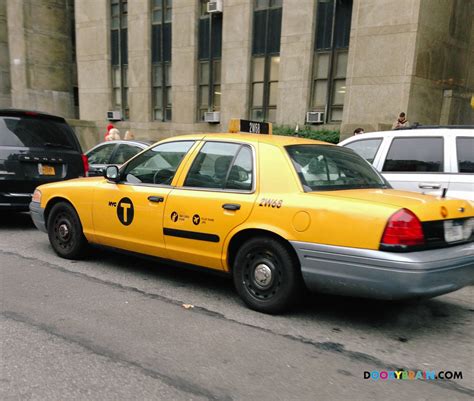 Heres How To Spot Nypds Fleet Of Undercover Taxi Cabs Viewing Nyc