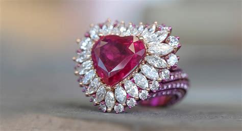 Chopard Celebrates Ten Years Of Its Red Carpet Collection With 70 High
