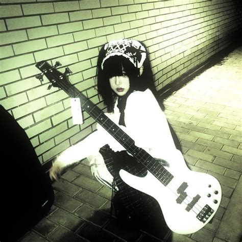 Pin By Rex Delta On Asian Y2k Profile Picture Grunge Pictures Cute