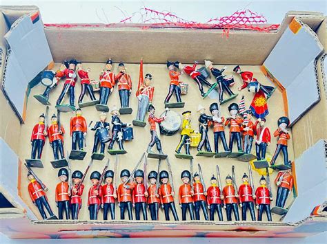 Lot 86 Britains Pre And Post War Issues