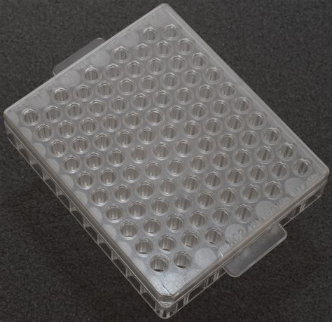 Sistema Automatizado Para Estudios De Crecimiento Microbiológico