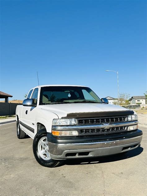 2001 Chevrolet Silverado 1500 Ls Extended Cab•loaded•perfect 1st Truck