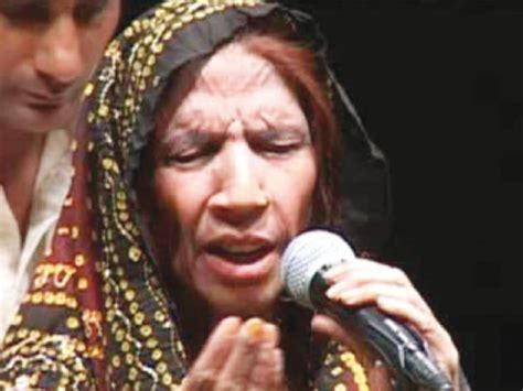 The Unlikely Legend Renowned Folk Singer Reshma Passes Away