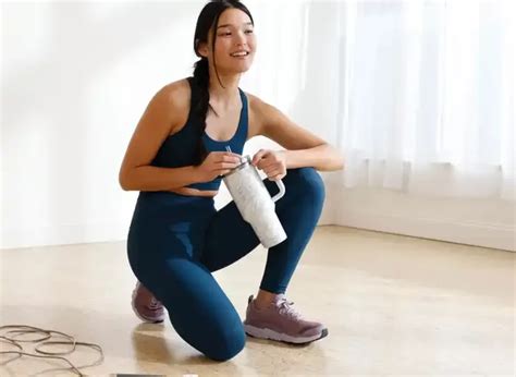 Adventure Quencher 40oz Pool Blue Tumbler Double Wall Vacuum Insulated