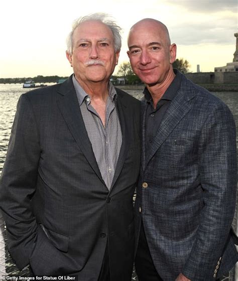 Jeff Bezos Rock Wholl Be By His Side As He Weds Lauren Sanchez Adopted Father Fled Cuba As