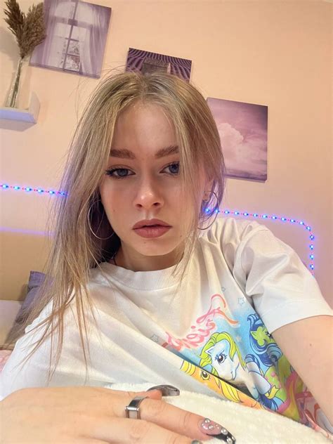 Amilysunshine ️ Live Cams Teams Discord And Telegram Ru