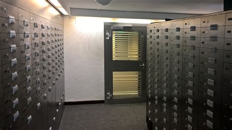 Safe Deposit boxes - Burton Security