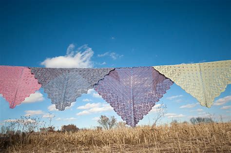 Ravelry Budding Apple Pattern By Anne Hanson