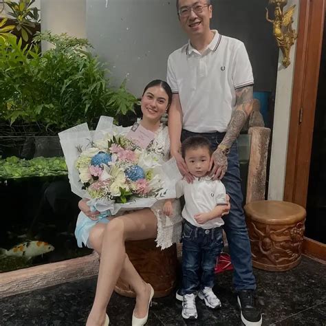 6 Potret Marcella Daryanani Di Momen Ultahnya Lama Vakum Karena Fokus