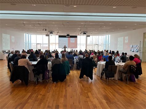 Hr Humanresources Employeebenefits Alex Crouch