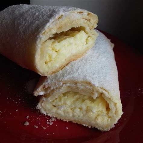 Strudel Cu Branza Traditional