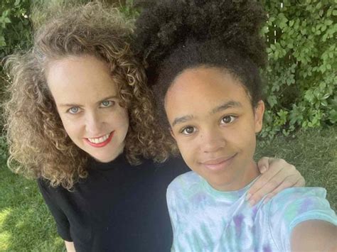 Los Angeles Mother Sues Airline After Being Accused Of Trafficking Her