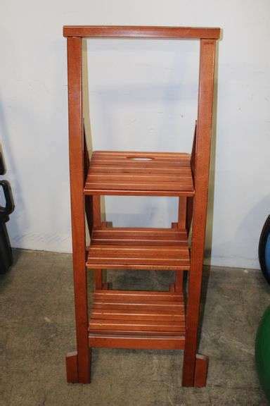 Wooden Step Shelf Auction Ohio