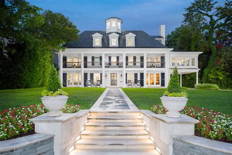 10 Most Beautiful Houses