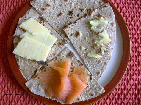 Icelandic Flatbread Flaikaka Or Flatbraud Saladmaster Recipes
