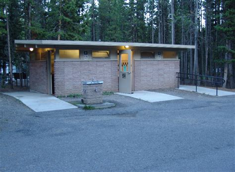 Canyon Village Campground Yellowstone Canyon Village And The Grand