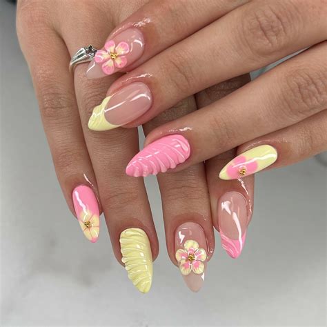 17 Fresh Almond Nail Ideas Too Good To Ignore Creativebooster
