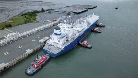 Shell Launches Canadas First Lng Exports To Feed Growing Asian Demand