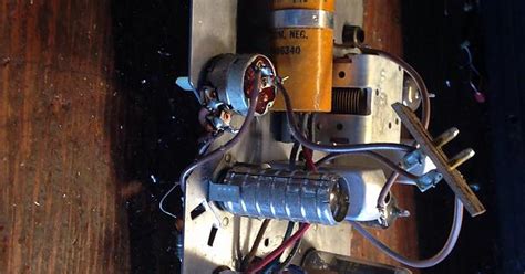 Zenith Was Very Late At Adopting Pcb Board Style Construction Early