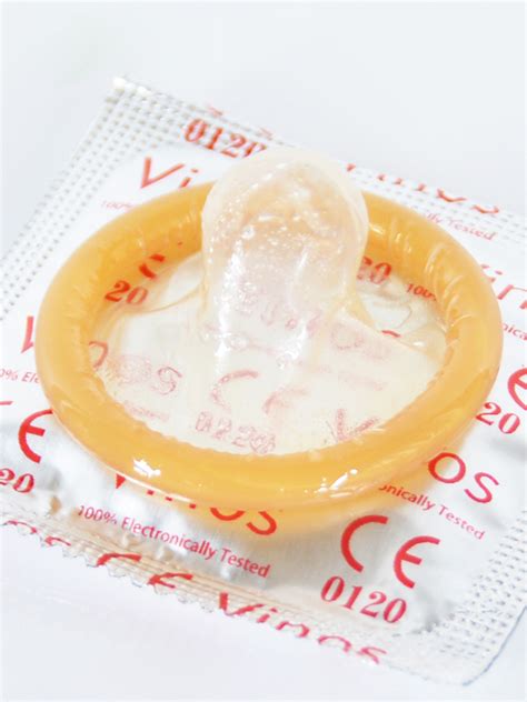 Oem Condom Flavoured Oem Market Sales The Strawberry Flavor