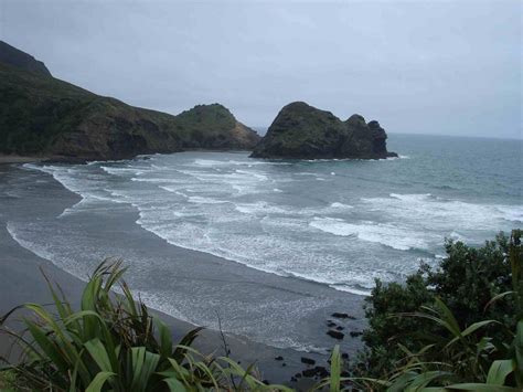 Kiwiland: Piha