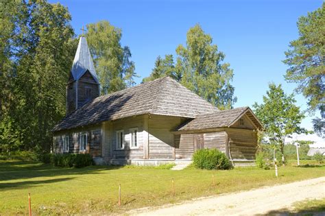 Lodes Apšu Luterāņu Baznīca
